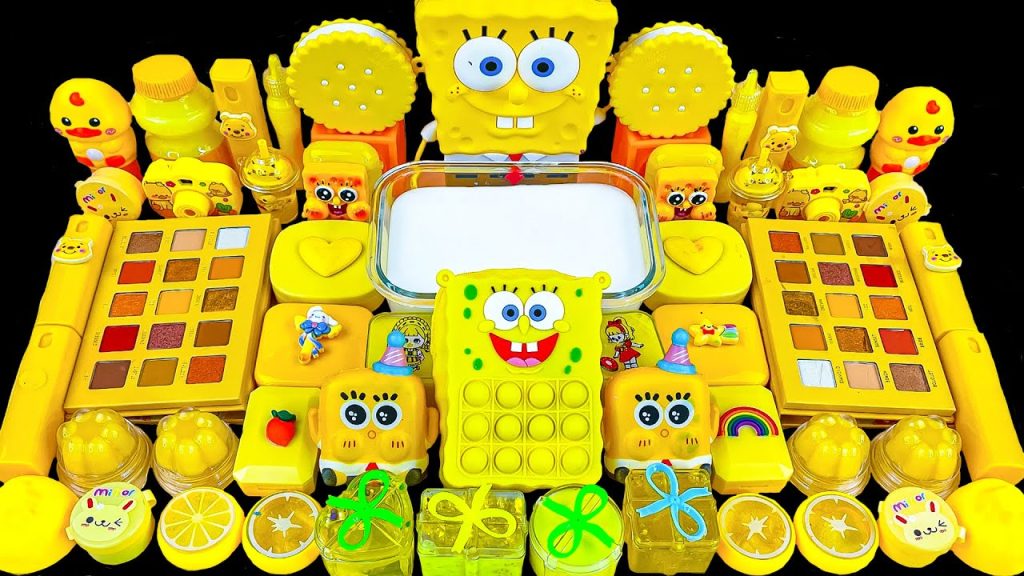 eyeshadow and makeup into slime - Youtube Kids