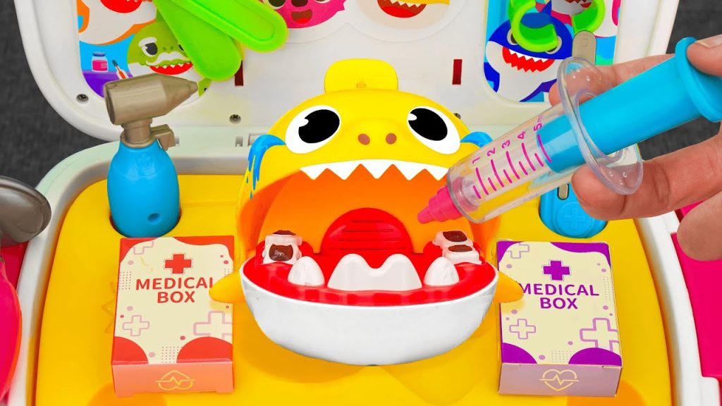 Baby Shark Doctor Toys - Youtube Kids